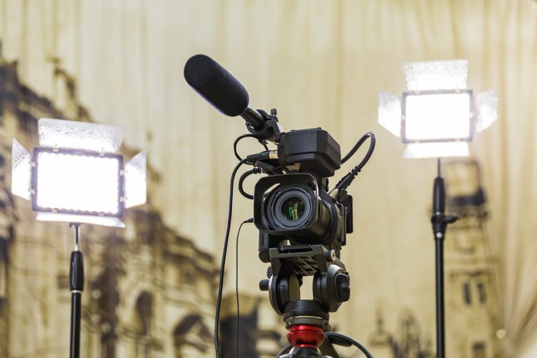 Lighting In Film 102: Types of Lamps, Lights & Modifications - FilmDaft