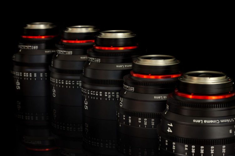 What is a Prime Lens? Definition & Examples - FilmDaft