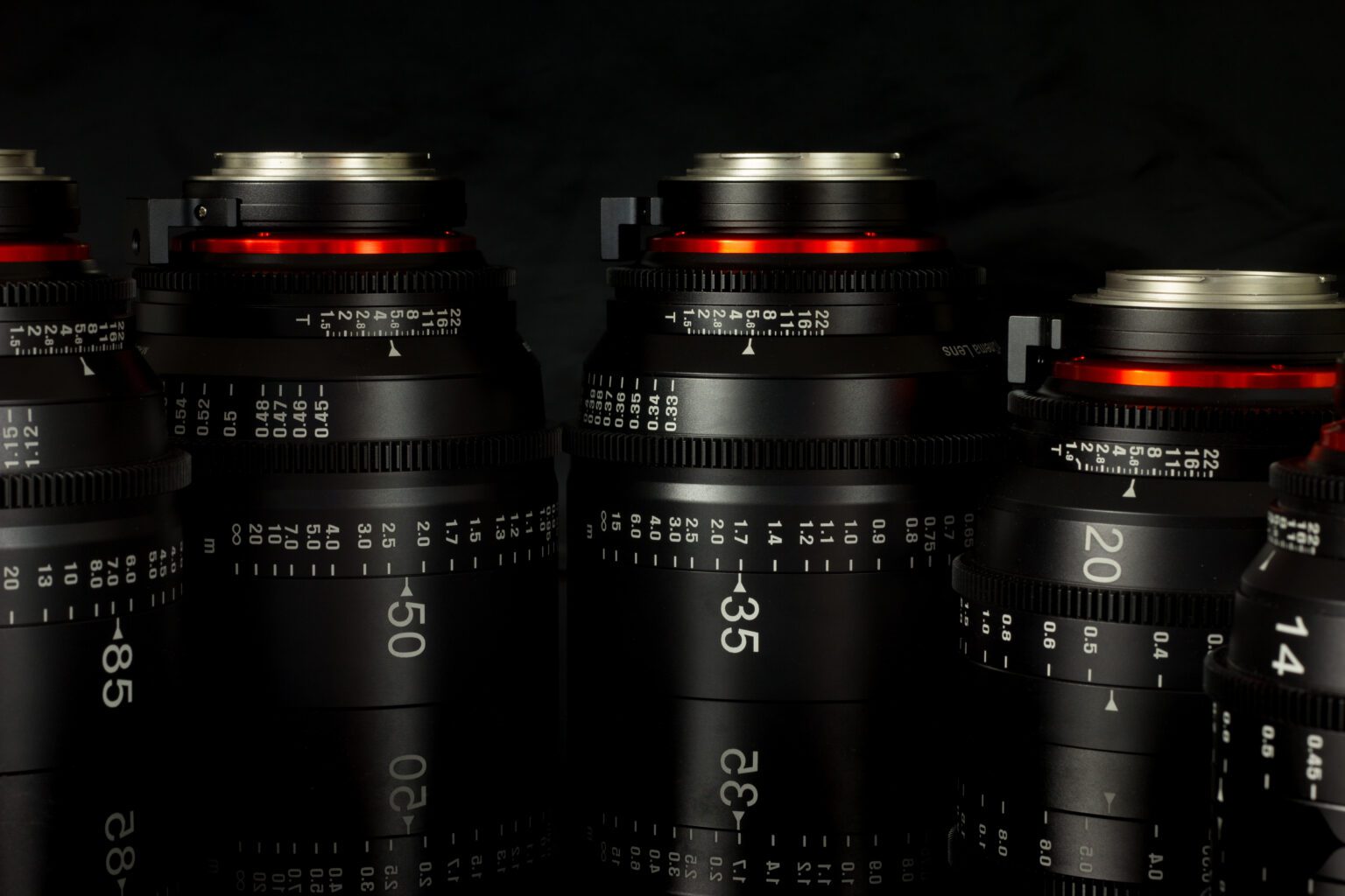 What is a Wide-Angle Lens? Definition, Film Examples & How It’s Used ...