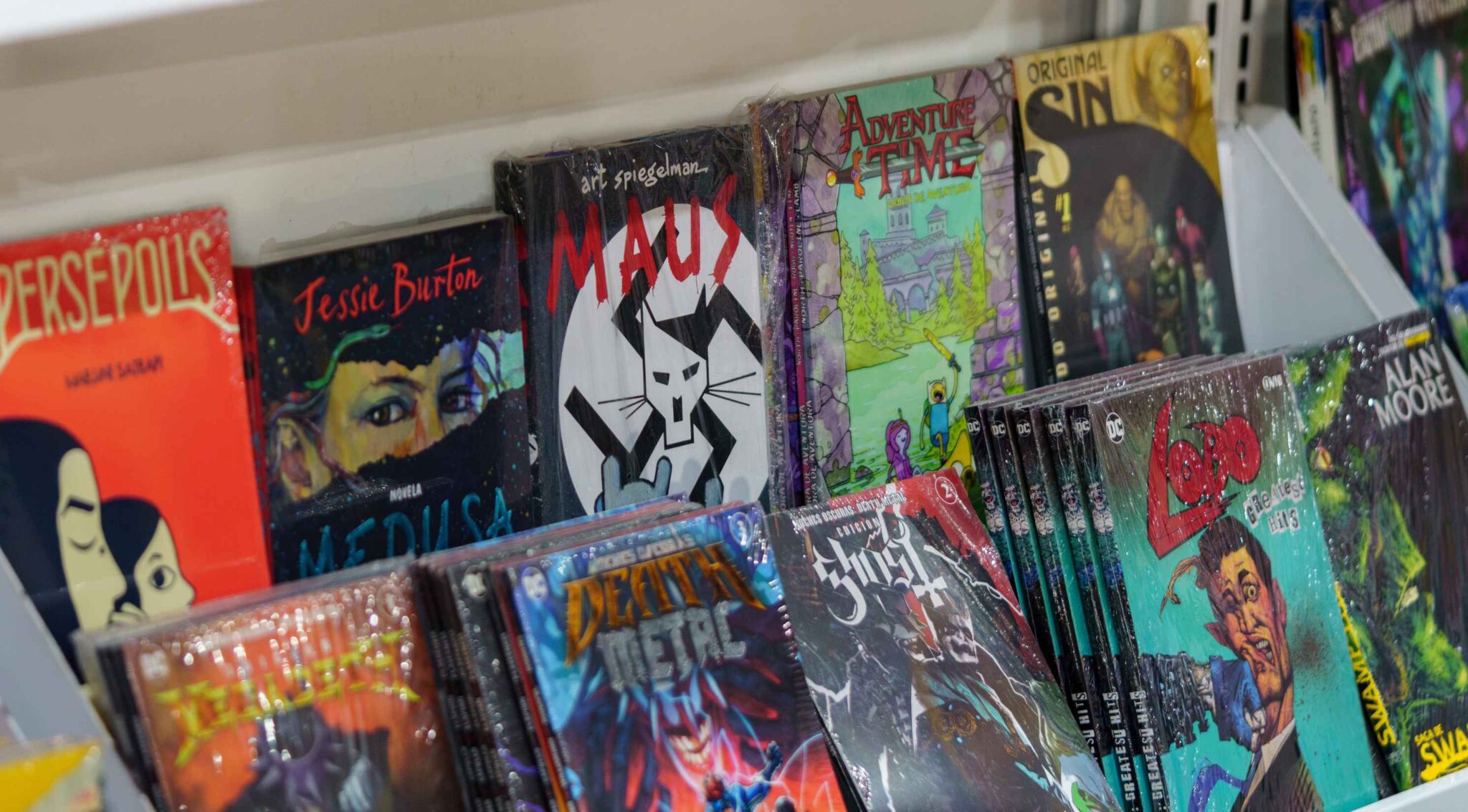 What Is a Graphic Novel? Definition & Film Adaptations - FilmDaft
