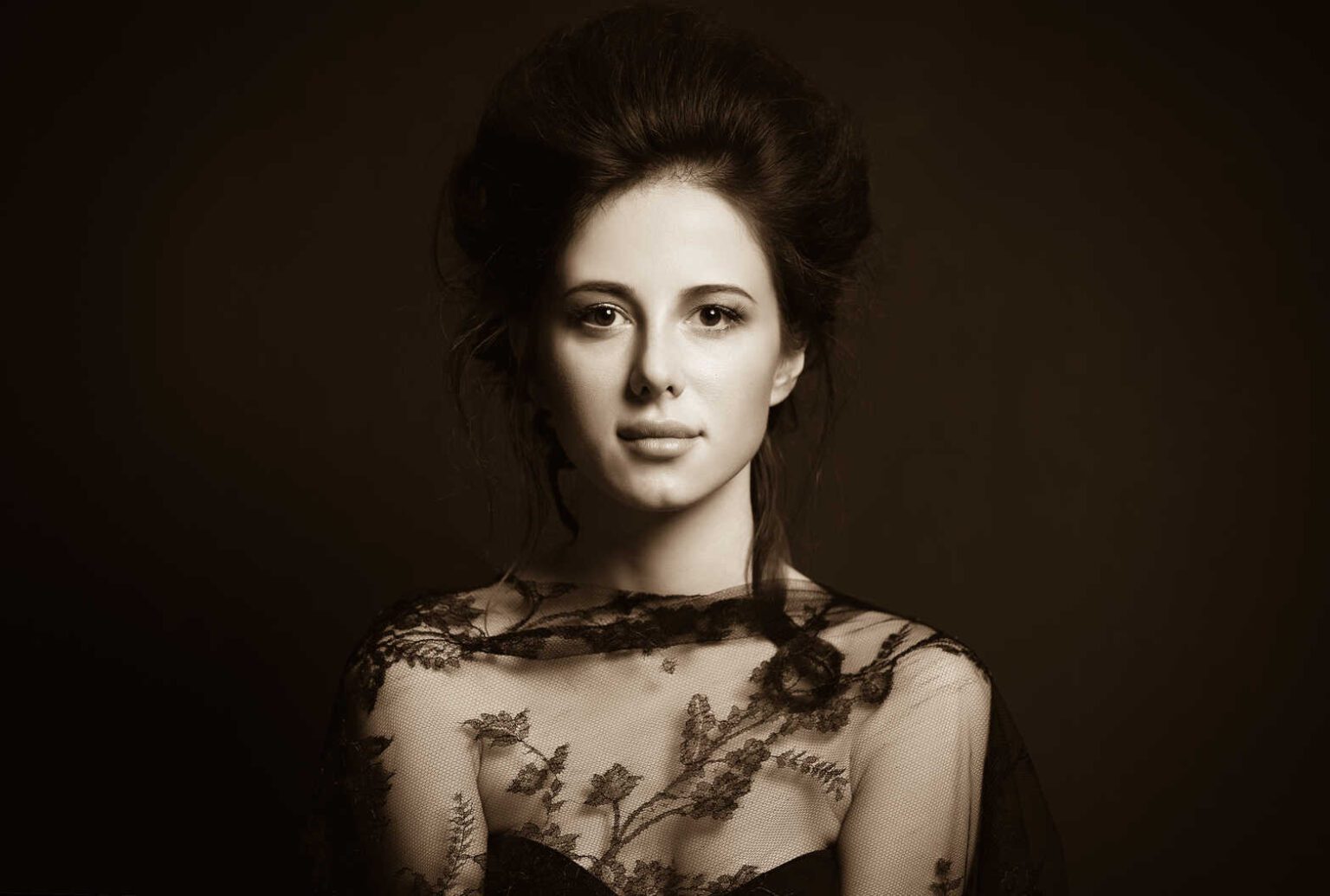 Portrait Lighting Setup Guide: Rembrandt, Loop & Beyond - FilmDaft