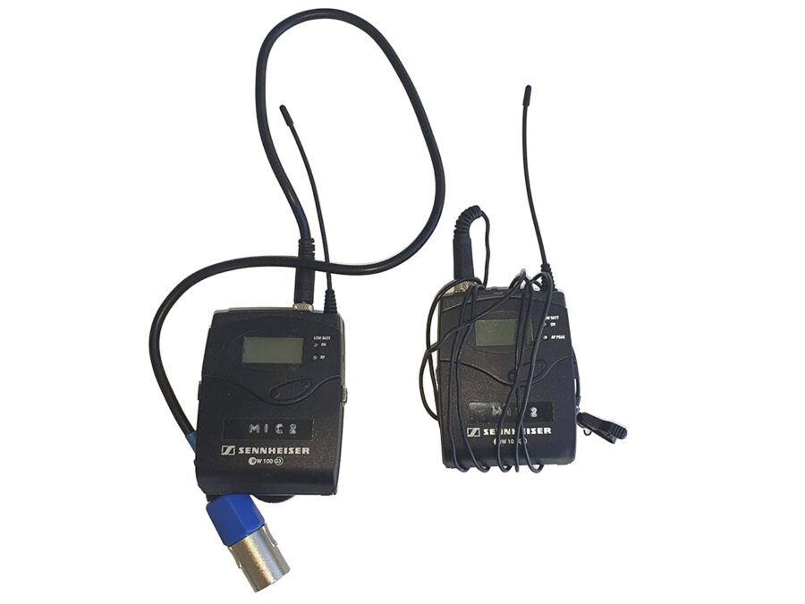 What Is a Lavalier Microphone? Definition and Placement Guide - FilmDaft